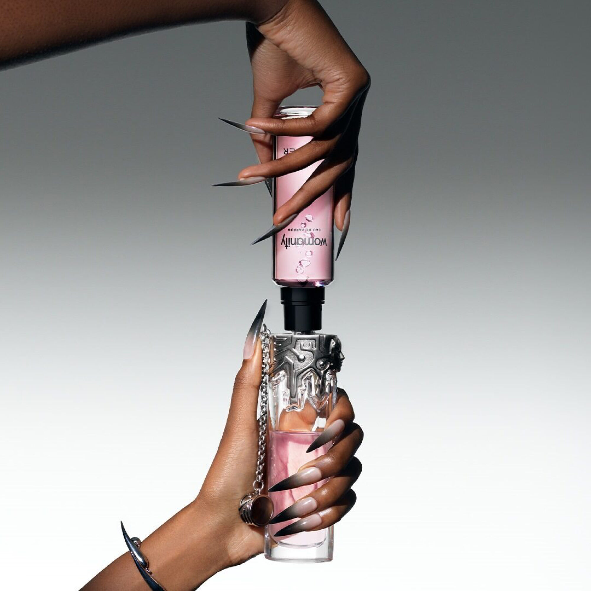 Womanity Eau de Parfum Refill – MUGLER Official site